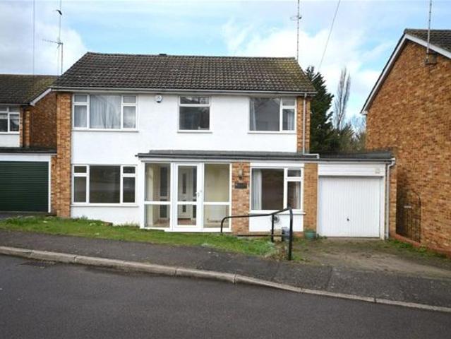 4 bedroom house to rent