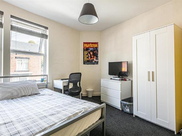 4 bedroom house to rent