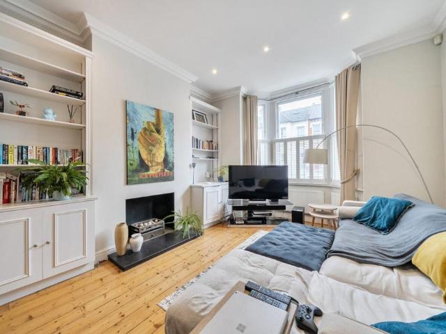 4 bedroom house to rent