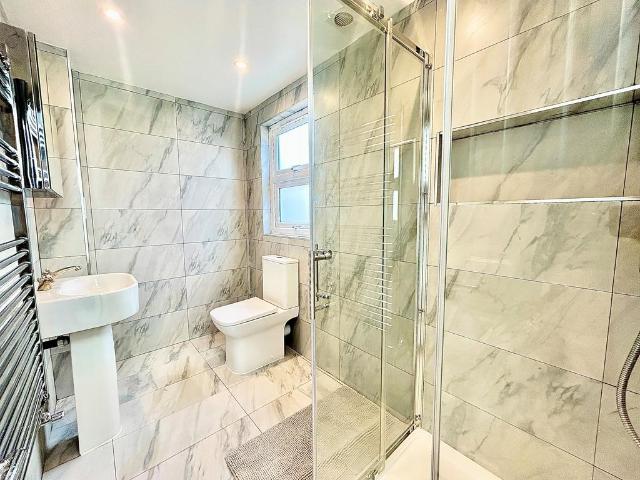 4 bedroom house to rent