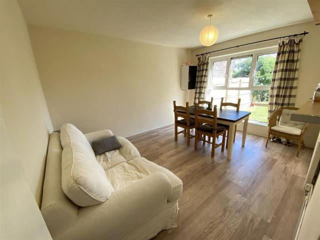 4 bedroom house to rent