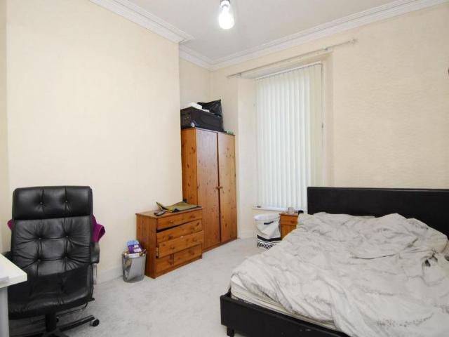 4 bedroom house to rent