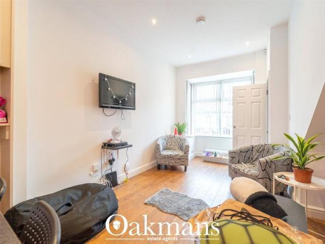 4 bedroom house to rent