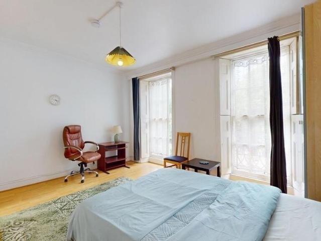 4 bedroom house to rent