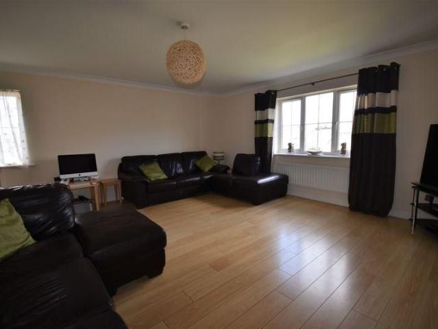 4 bedroom house to rent