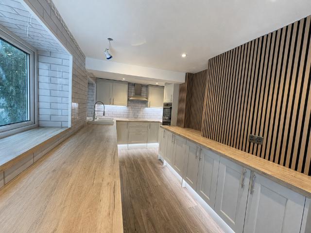 4 bedroom house to rent