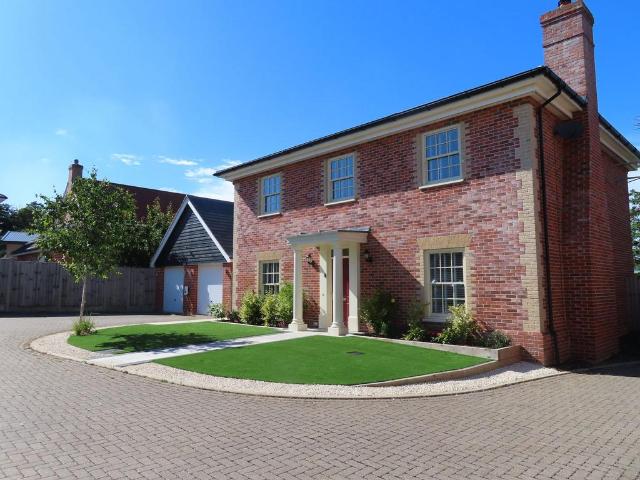 4 bedroom house to rent