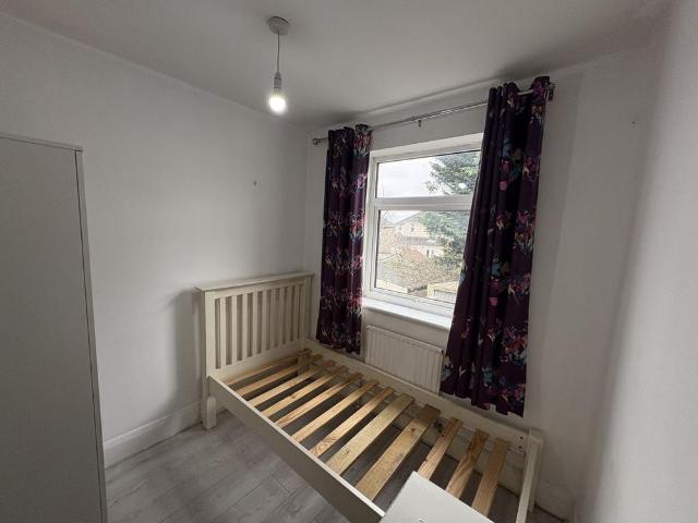 4 bedroom house to rent