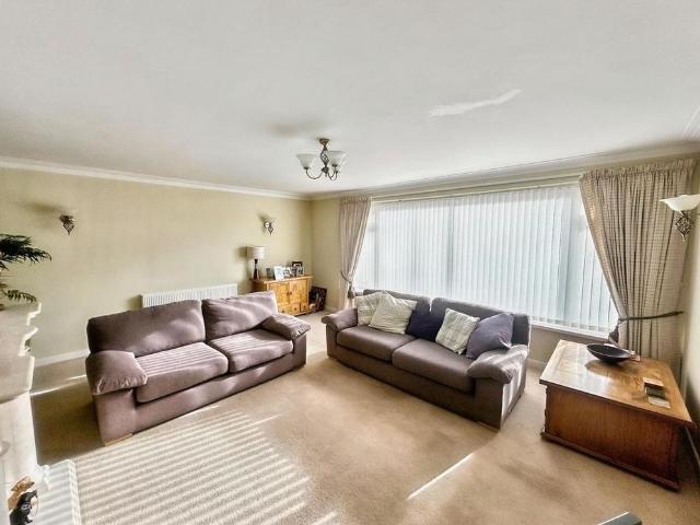 4 bedroom house to rent