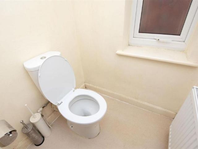4 bedroom house to rent