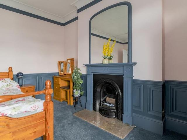 4 bedroom house to rent