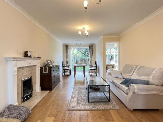 4 bedroom house to rent