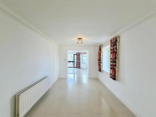 4 bedroom house to rent