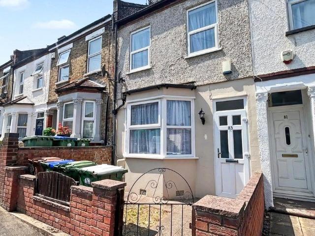 4 bedroom house to rent