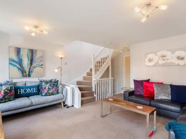 4 bedroom house to rent