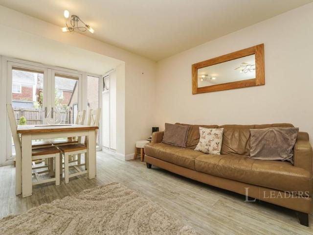 4 bedroom house to rent