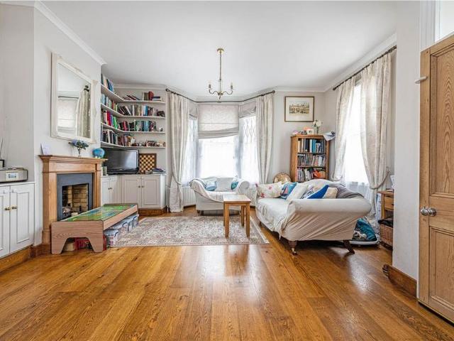 4 bedroom house to rent