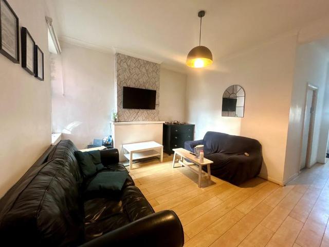 4 bedroom house to rent
