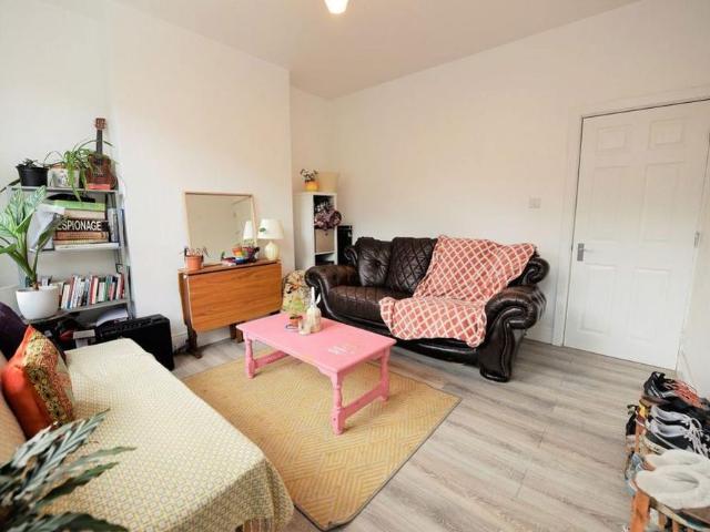 4 bedroom house to rent