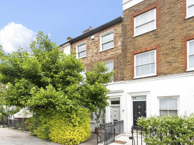 4 bedroom house to rent