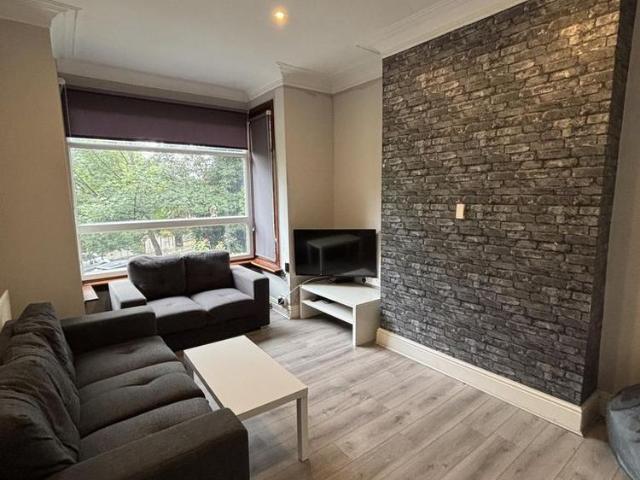 4 bedroom house to rent