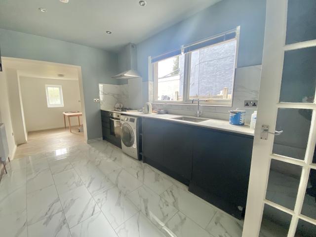 4 bedroom house to rent