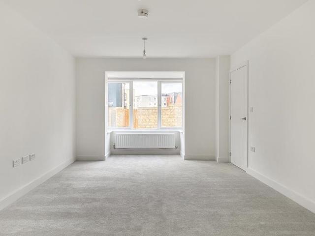 4 bedroom house to rent