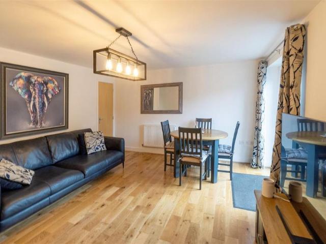 4 bedroom house to rent