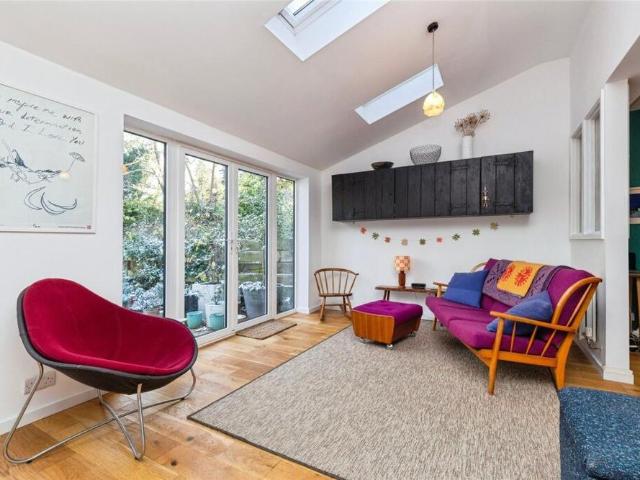 4 bedroom house to rent