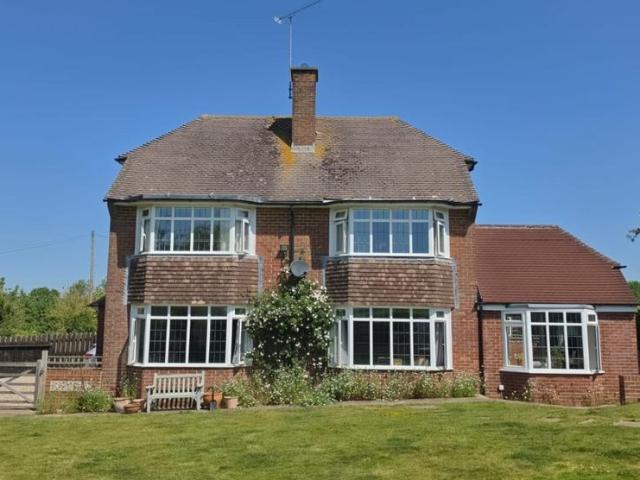 4 bedroom house to rent