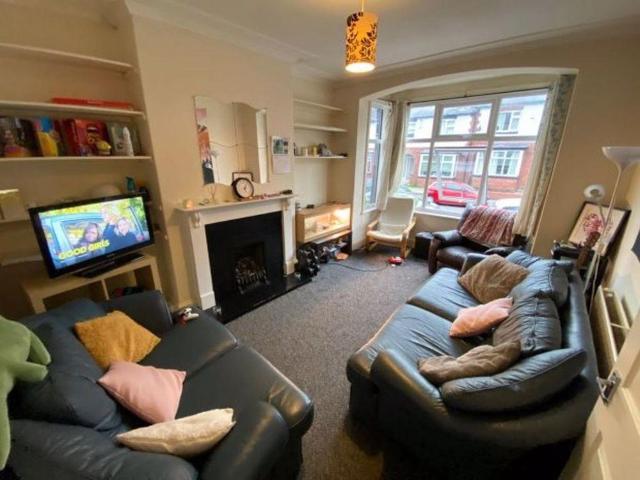 4 bedroom house to rent