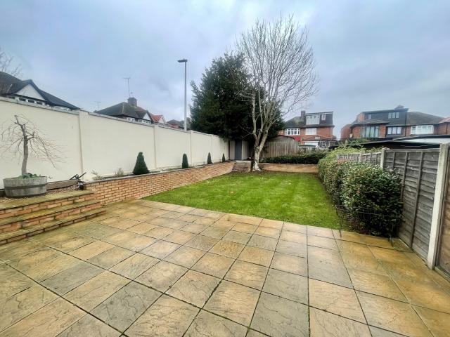 4 bedroom house to rent