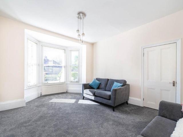 4 bedroom house to rent