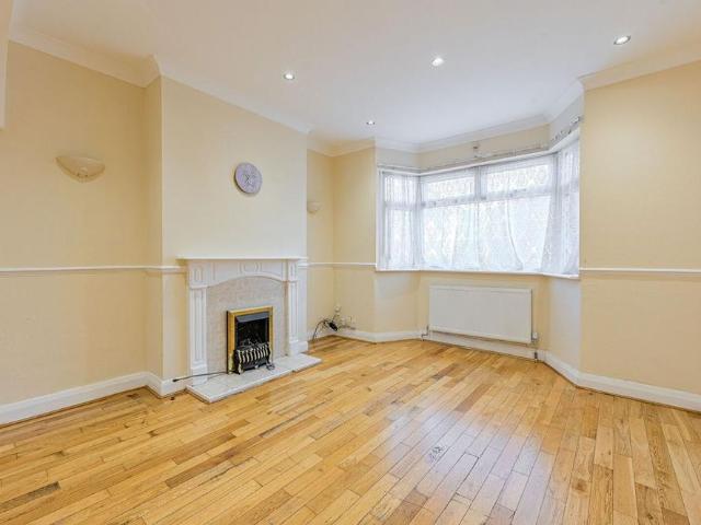4 bedroom house to rent
