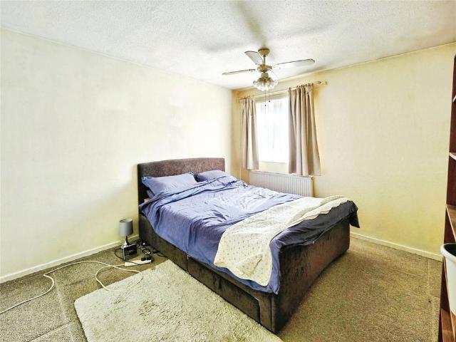 4 bedroom house to rent
