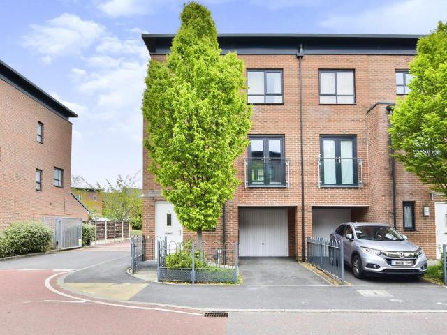 4 bedroom house to rent