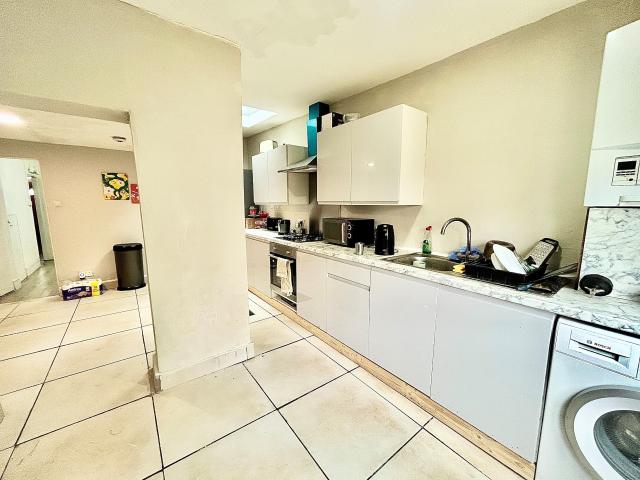 4 bedroom house to rent
