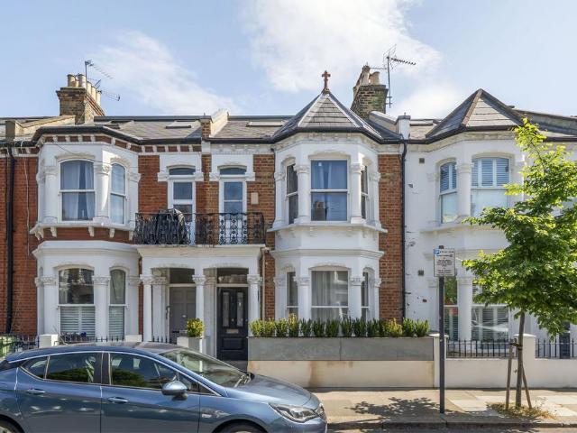 4 bedroom house to rent
