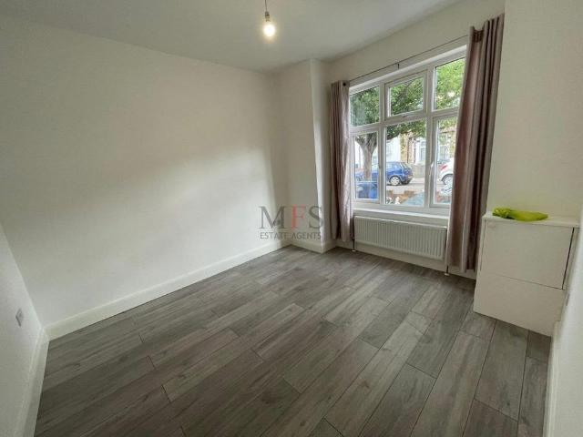 4 bedroom house to rent