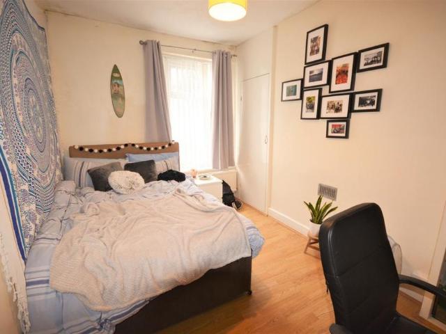 4 bedroom house to rent