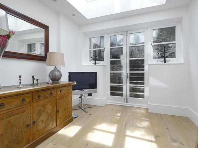 4 bedroom house to rent