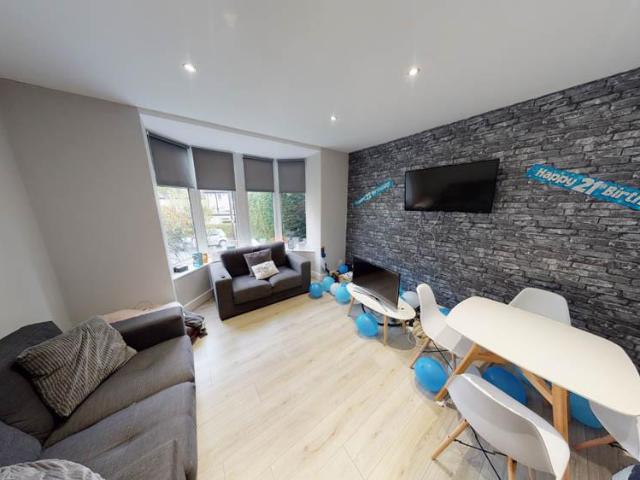 4 bedroom house to rent