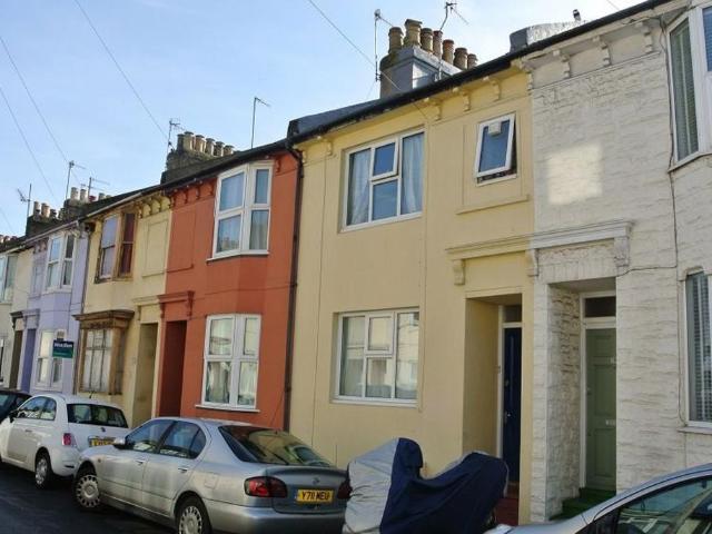4 bedroom house to rent