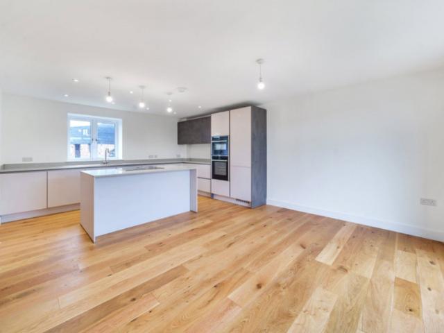 4 bedroom house to rent