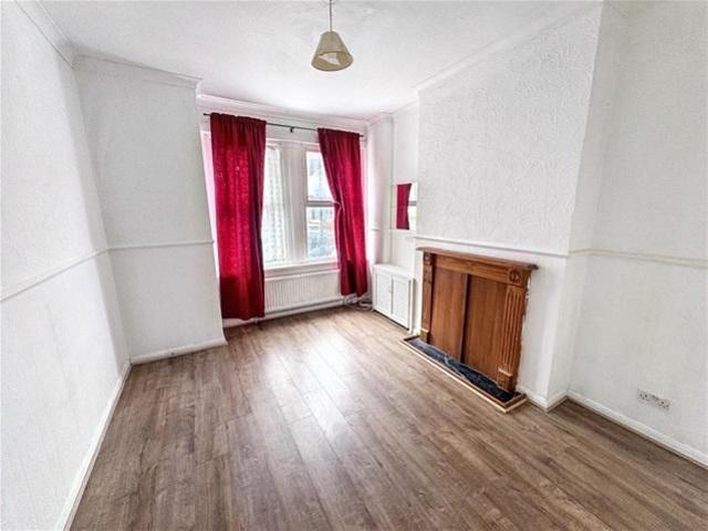 4 bedroom house to rent