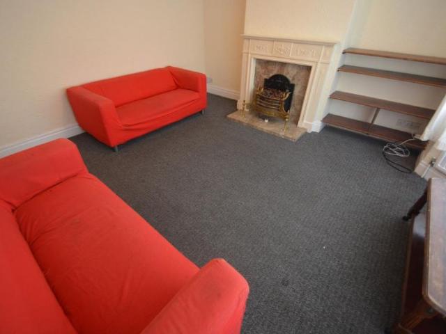 4 bedroom house to rent