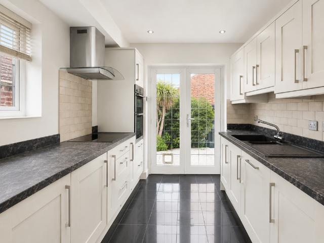 4 bedroom house to rent