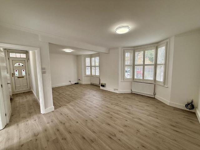 4 bedroom house to rent