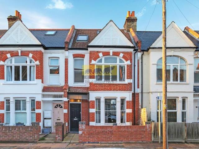 4 bedroom house to rent