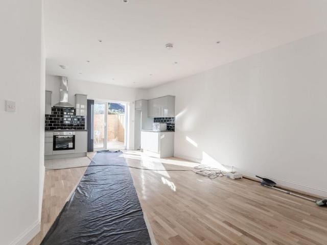 4 bedroom house to rent